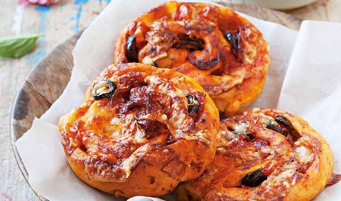 Pizza roládky - Recepty.cz - On-line kuchařka