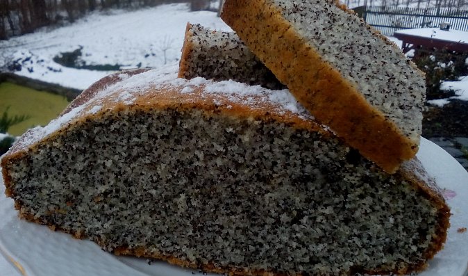 Vláčný makovník / makovec - Recepty.cz - On-line kuchařka