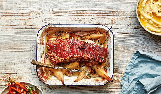 Křupavý bůček na hruškách a badyánu - Recepty.cz - On-line kuchařka